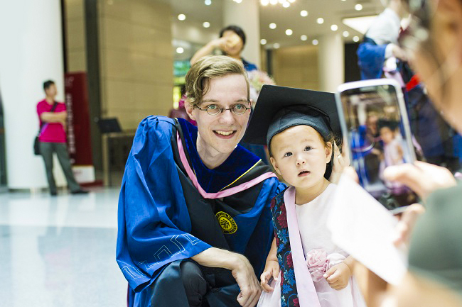 Student Profile: Julian Barg – The Nanyan Observer